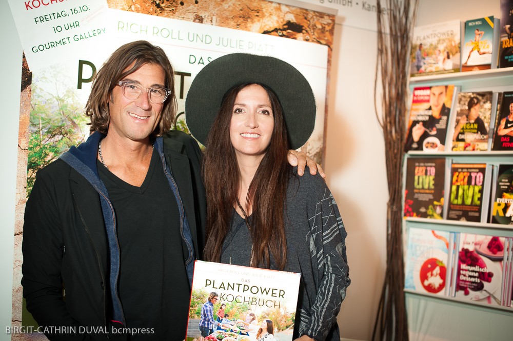 Rich Roll und Julie Piatt kochen live aus dem Plantpower Kochbuch ...